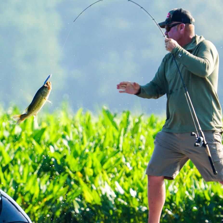 Two Different Shallow Water Bass Approaches | Seaguar
